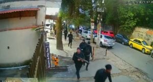 Confronto entre milicianos e traficantes intensifica a guerra pelo ...