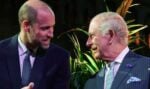 Rei Charles III e príncipe William chegam a igreja para união de neto ...