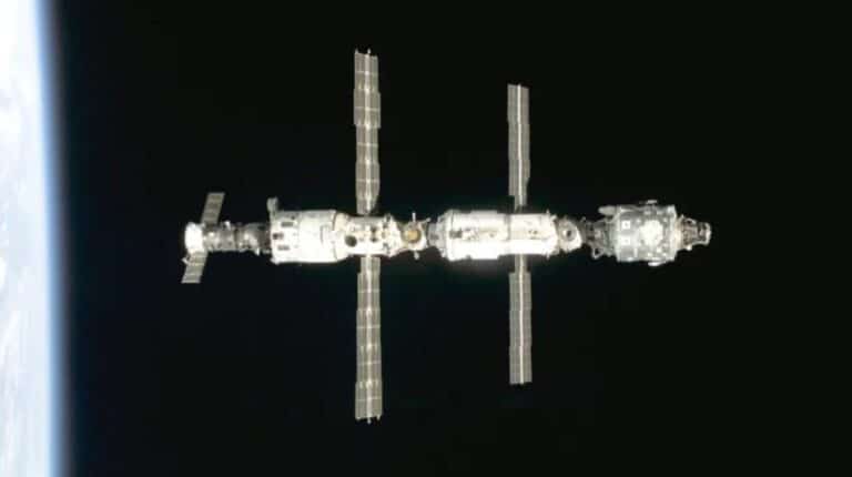 NASA directs ISS crew to seek shelter on Dragon during Russian leak repair